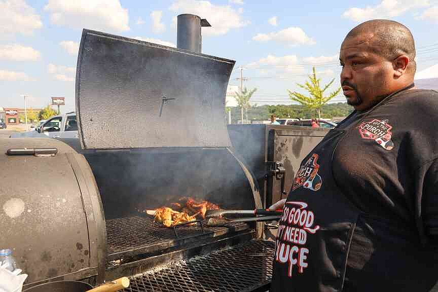 BIZBEAT: Longtime pitmaster running Off The Porch BBQ | Jefferson City ...
