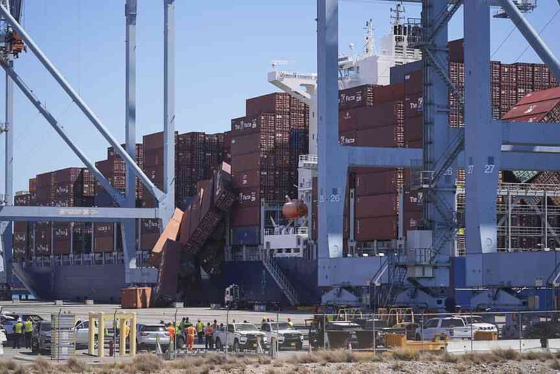 More than 60 containers fall off ship in Long Beach port | Jefferson ...