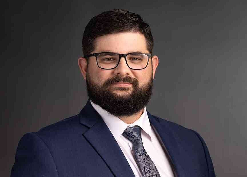 Magnolia Edward Jones Financial advisor accepts limited partnership ...