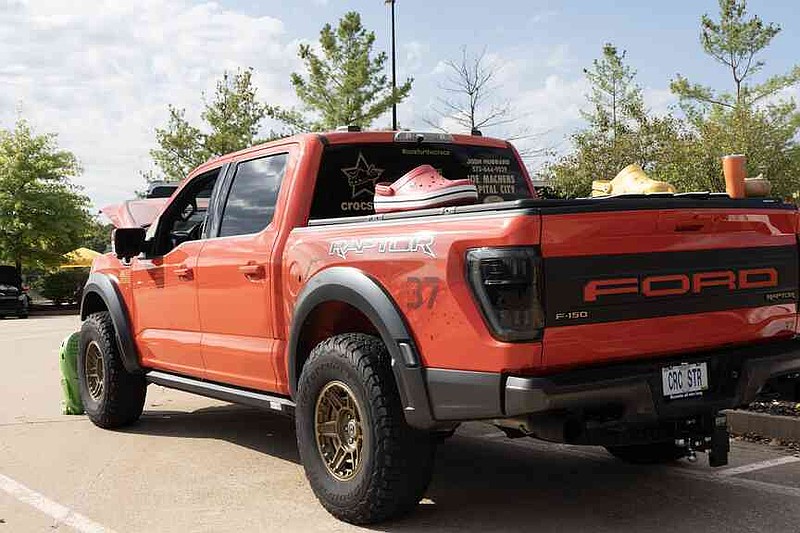 Old, new Ford vehicles on display at local car show | Jefferson City ...