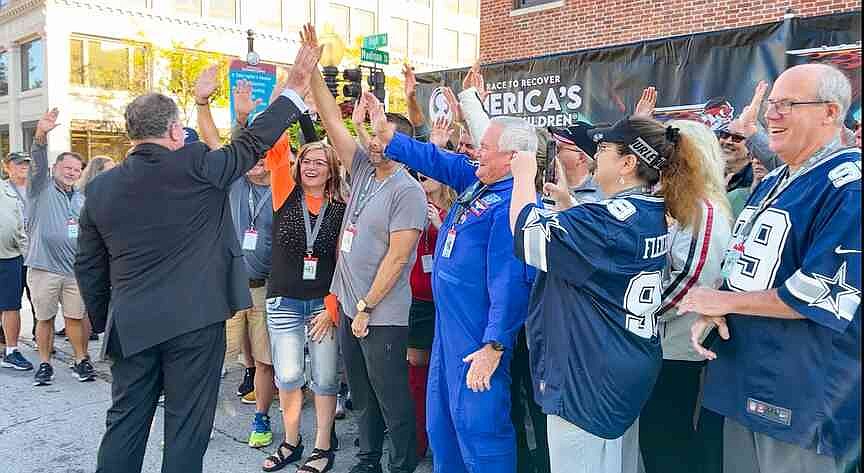 ‘Fireball Run’ contestants depart from Jefferson City | Jefferson City ...