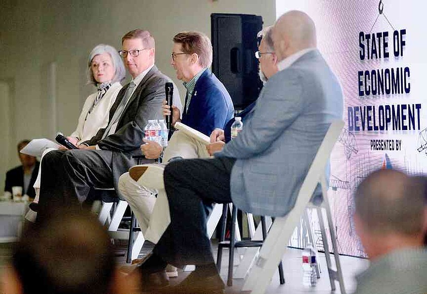 Panel lays out factors driving regional economy at Chamber-led summit ...