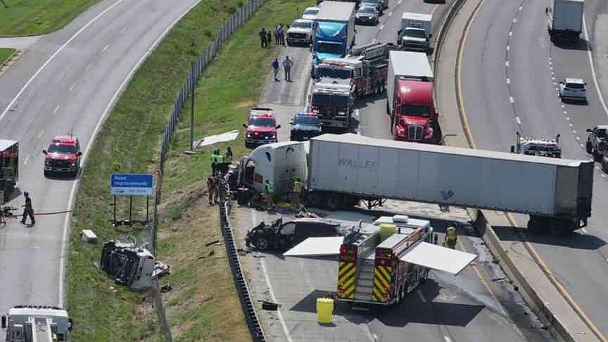Truck driver who killed two on I-70 pleads guilty | Fulton Sun