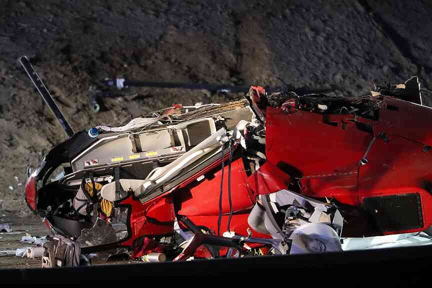 California fire captain enlists motorists to lift downed helicopter ...