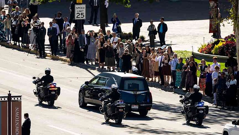 nelson's funeral procession
