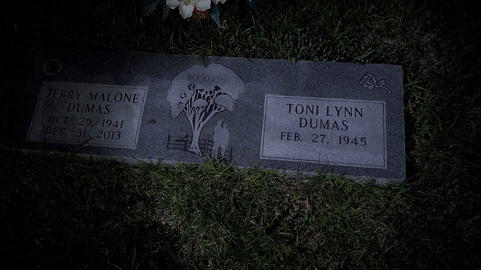 SAU alumni take up ghost hunting | El Dorado News