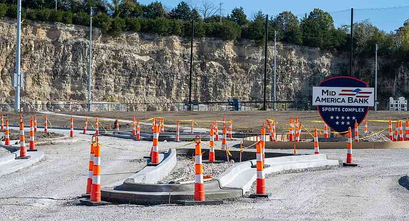 New sports complex getting finishing touches | Jefferson City News Tribune