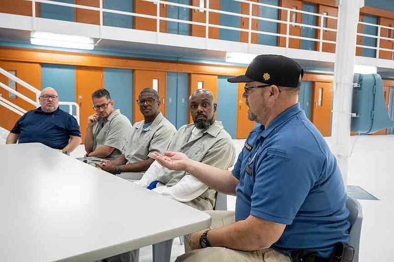 Jefferson City Correctional Center housing unit lessens institutional ...