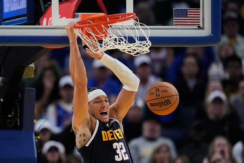 Stephen Curry's heroics overshadow Aaron Gordon's 50-point night in ...