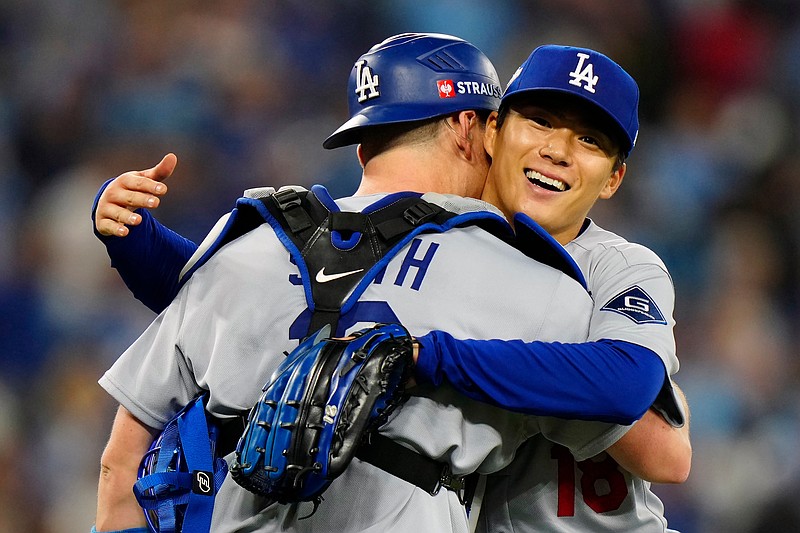 Yamamoto throws first World Series complete game since 2015 as Dodgers ...