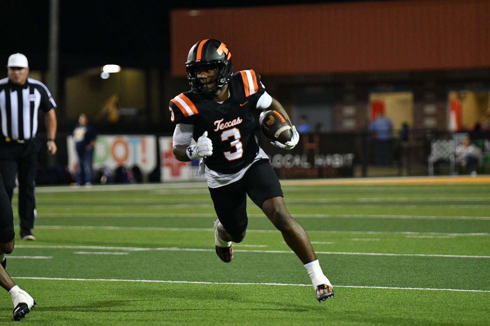Prep Football: Ball, Wrightner help Texas High finish off bi-district ...