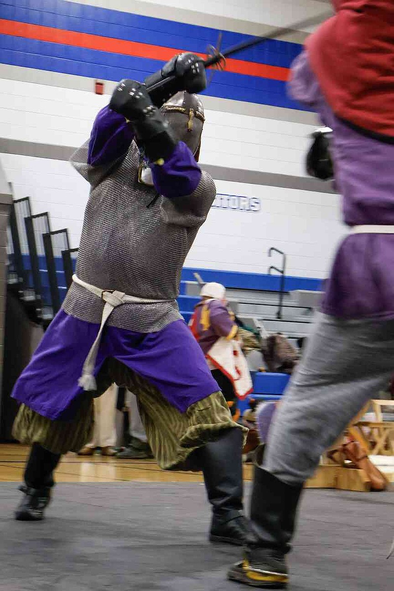 Middle Ages combatants battle hunger, each other | Jefferson City News ...