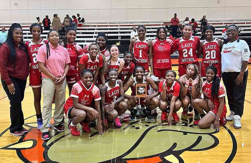 Lady Panthers crowned Queen City champions | Magnolia Banner News