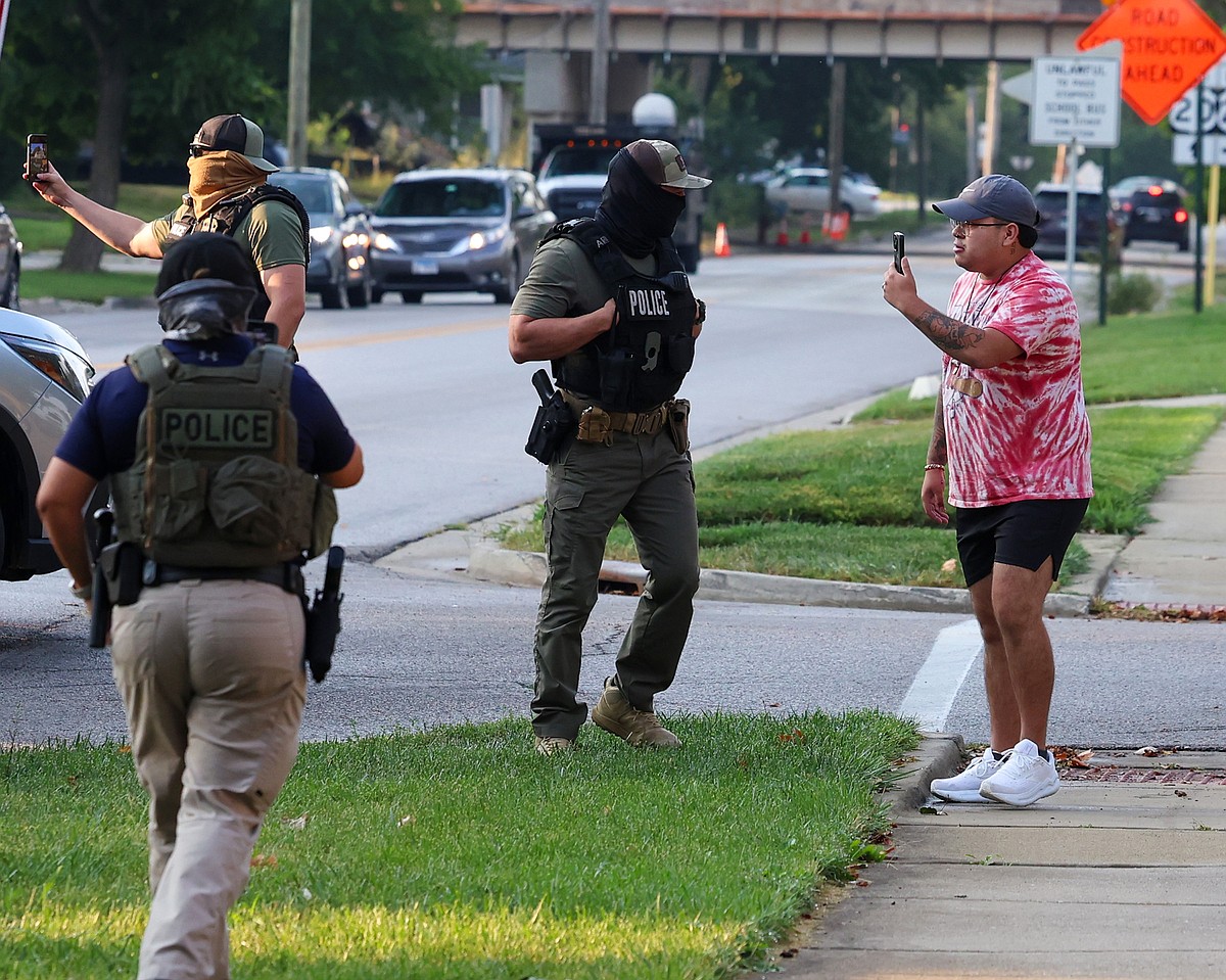 Opinion: ICE’s chilling surveillance tool should concern you ...