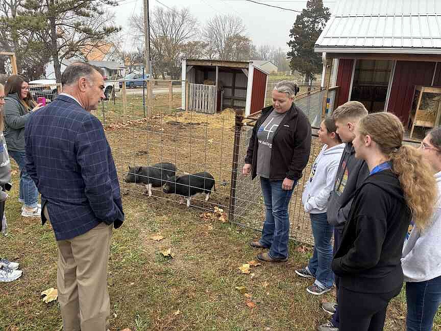 Gov. Kehoe visits Latham Elementary, tours ‘Farmstead’ | California ...