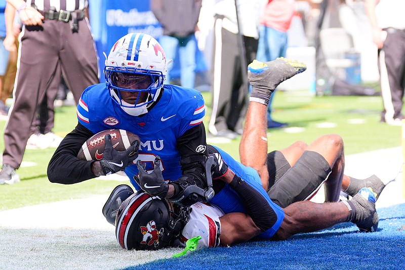 Kevin Jennings accounts for 4 TDs in SMU's victory over Louisville to ...