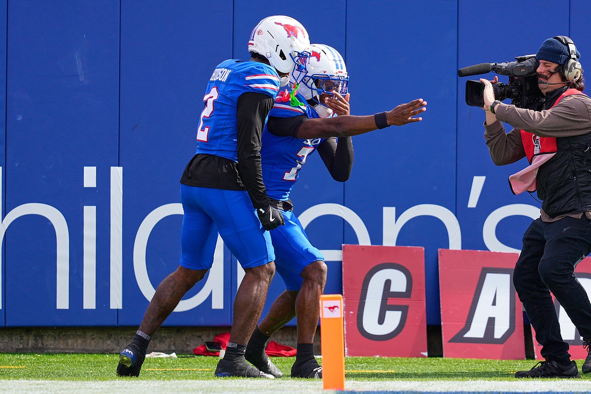Kevin Jennings accounts for 4 TDs in SMU's victory over Louisville to ...