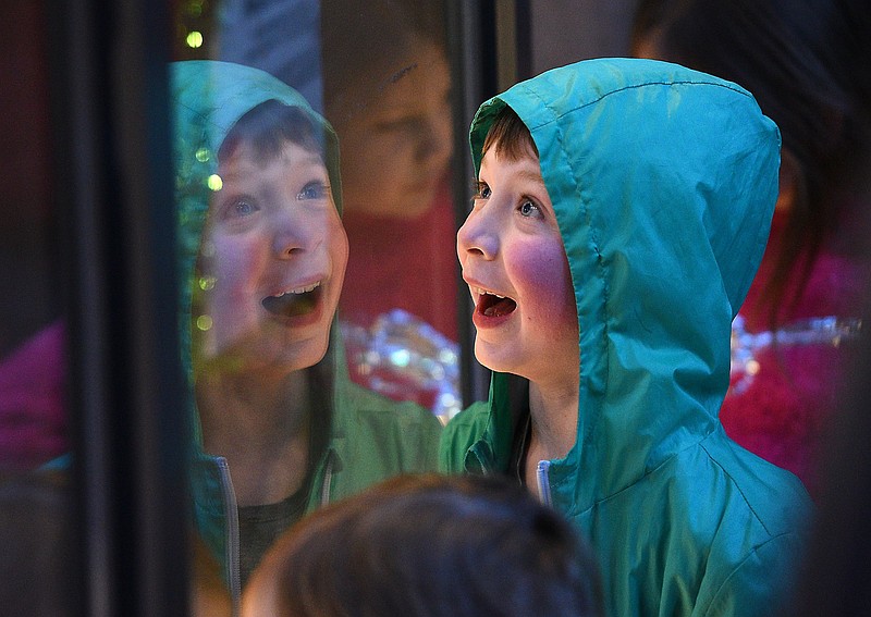 Things to do in Chattanooga this week: EPB holiday window unveiling and ...
