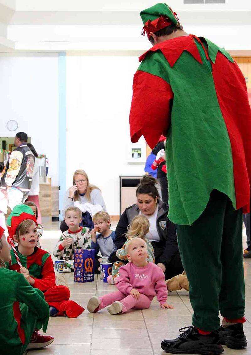 More than 250 have Breakfast with Santa | Jefferson City News Tribune
