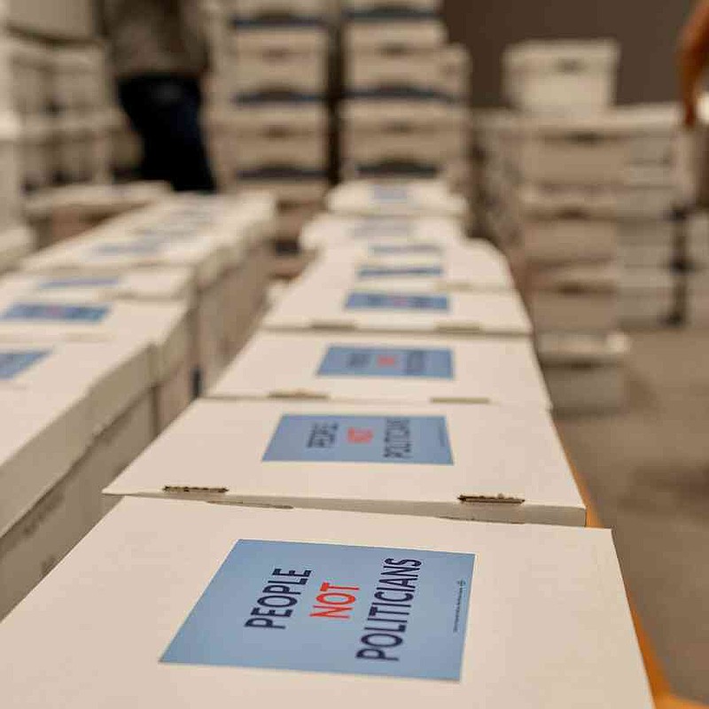 Opponents of new Missouri congressional map submit more than 300,000 ...