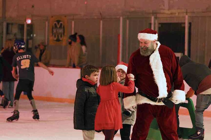 Kids hit the ice with Santa | Jefferson City News Tribune