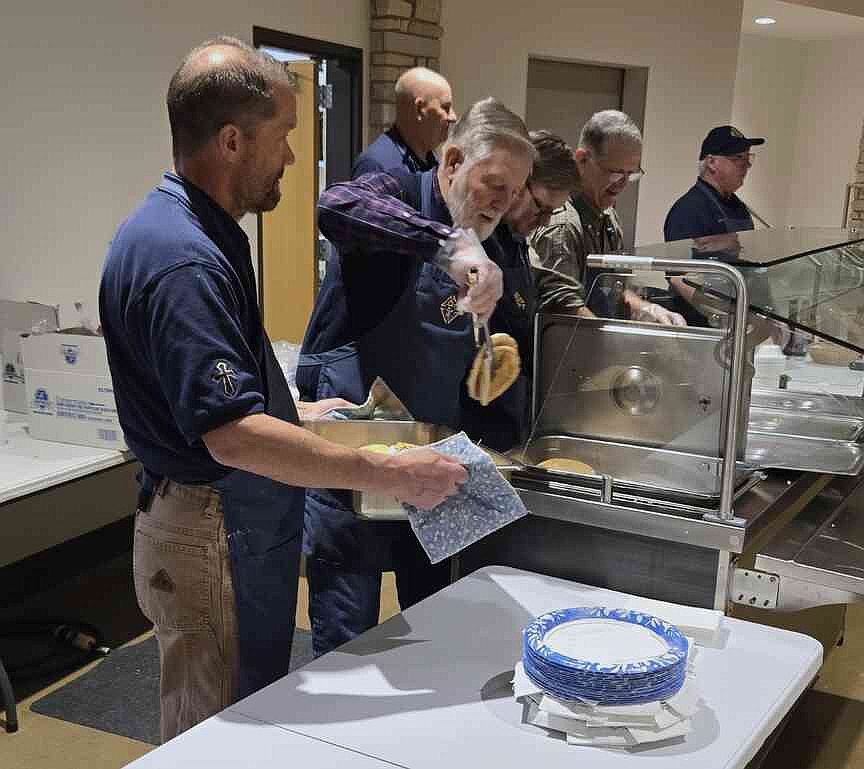 Benefit breakfast honors fallen Knights | Jefferson City News Tribune