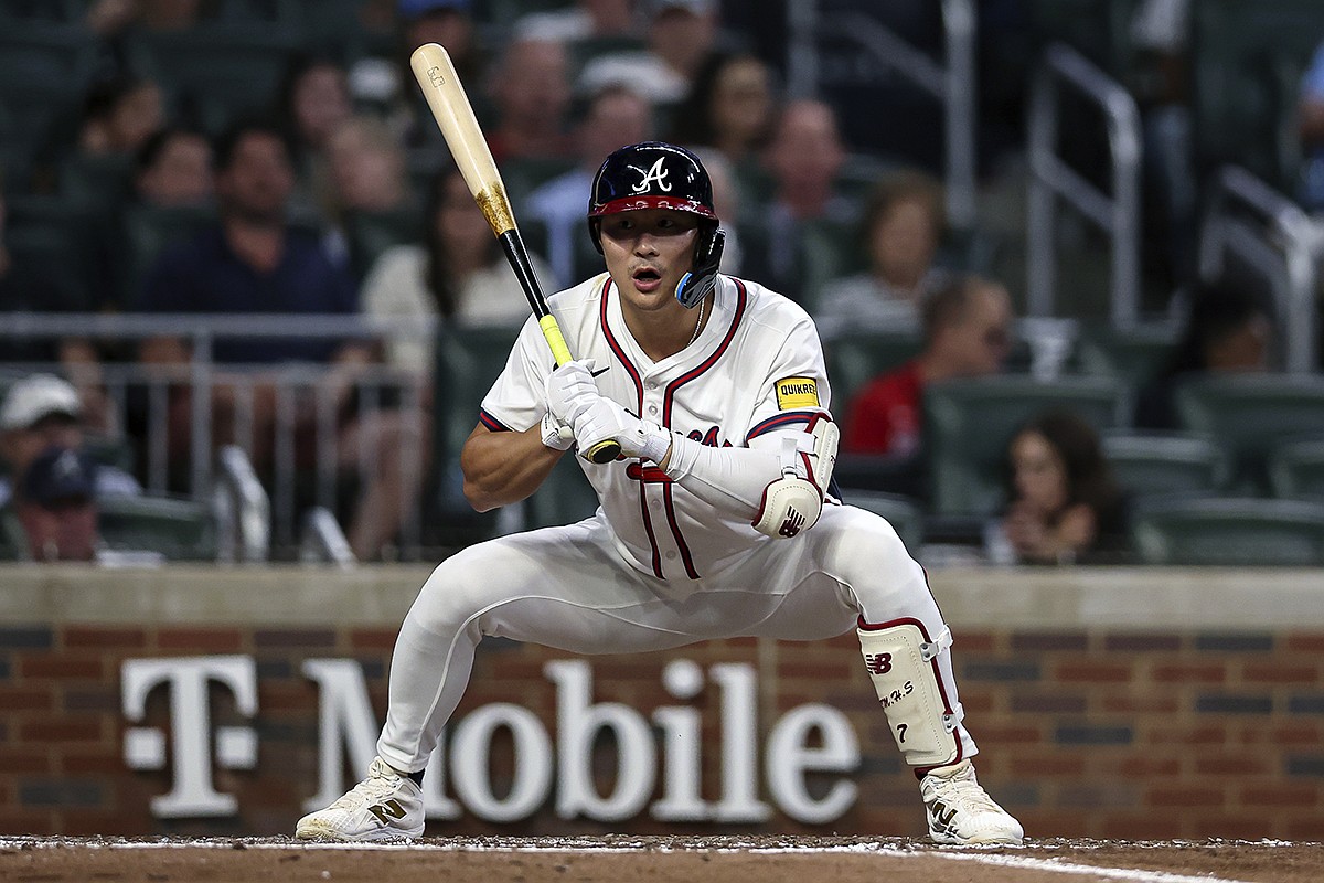 Braves bring back shortstop Ha-Seong Kim with one-year contract ...