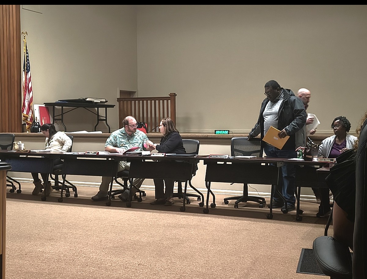 Camden Fairview School Board approves purchase of three buses | Camden News