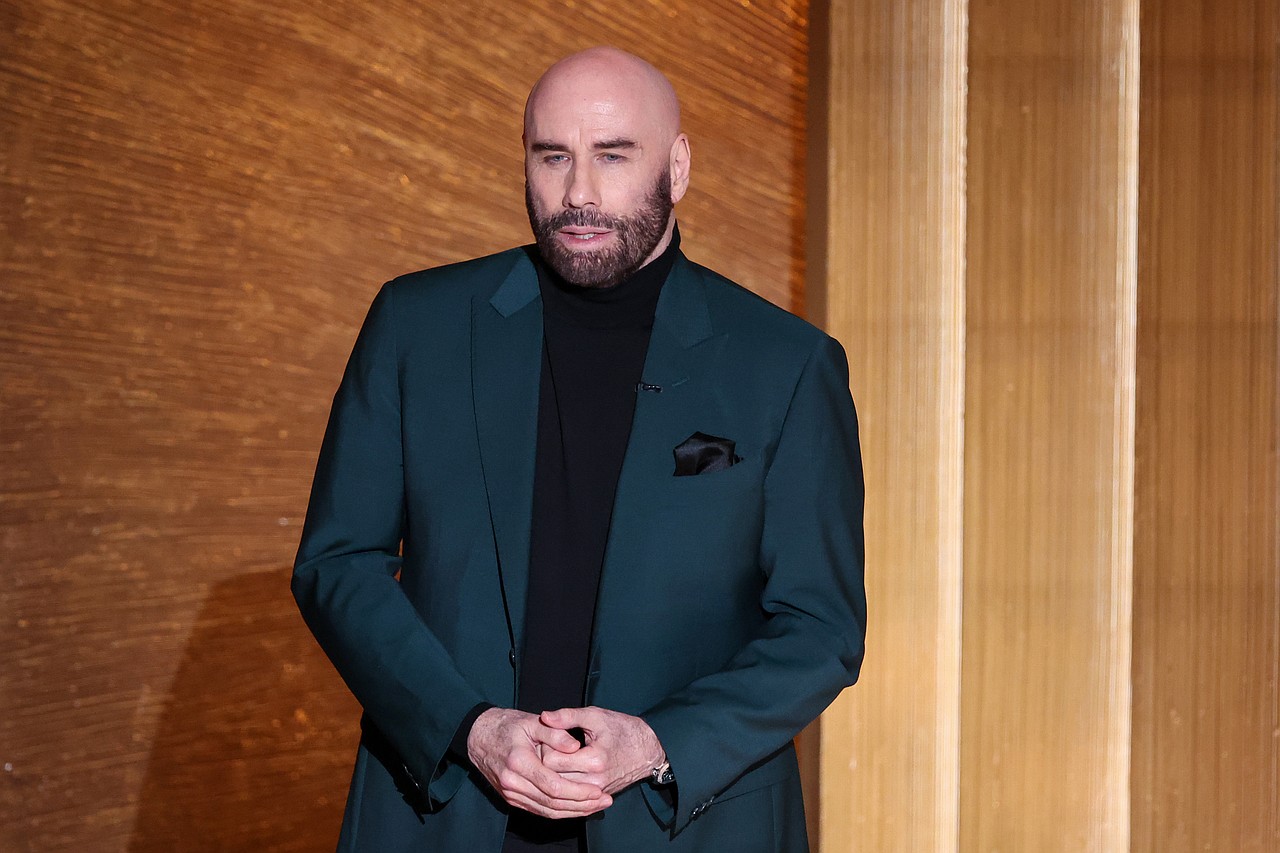 Lawsuit alleges Riley Keough donor eggs produced John Travolta's son ...