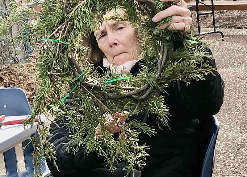 Runge visitors turn invasives into decorations | Jefferson City News ...