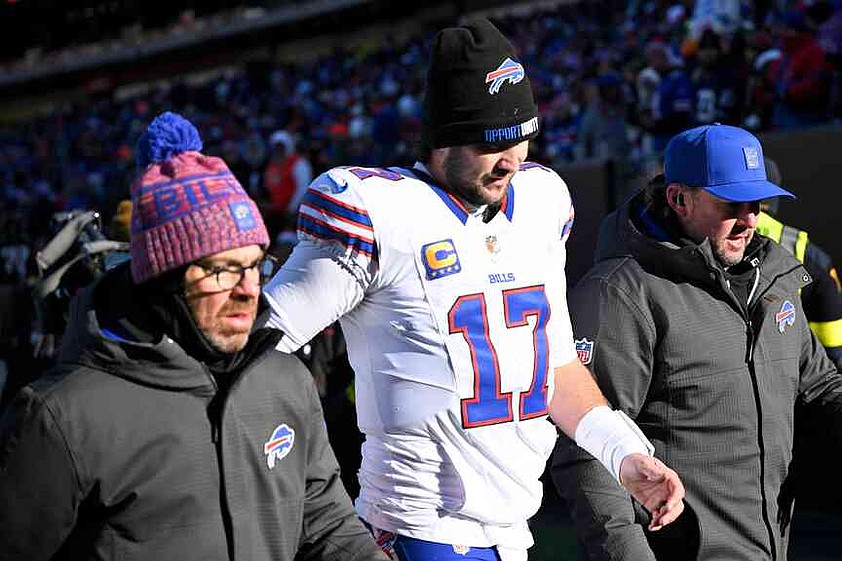 Bills QB Josh Allen feels ready to play despite sore right foot ...