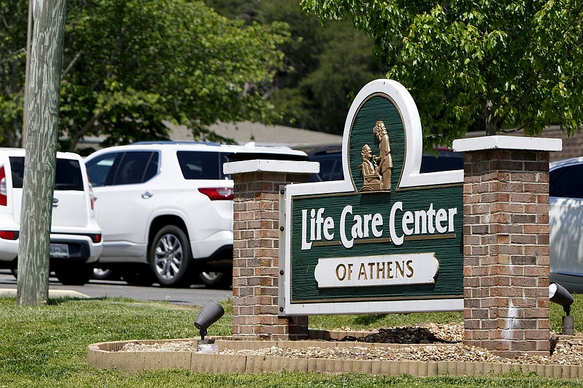 Life Care sued over missed meal breaks, overtime | Chattanooga Times ...
