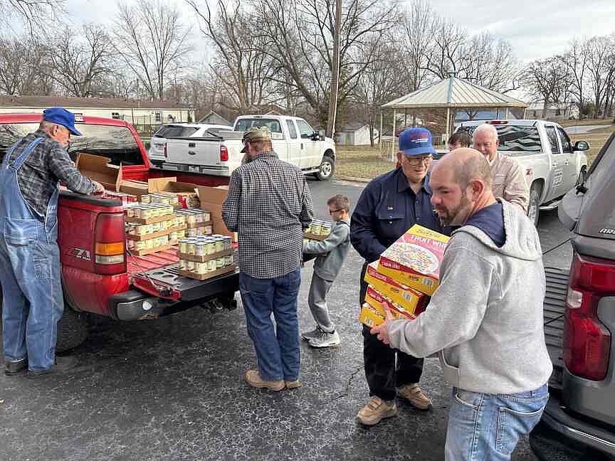 California Masonic Lodge brings back Christmas baskets | California ...