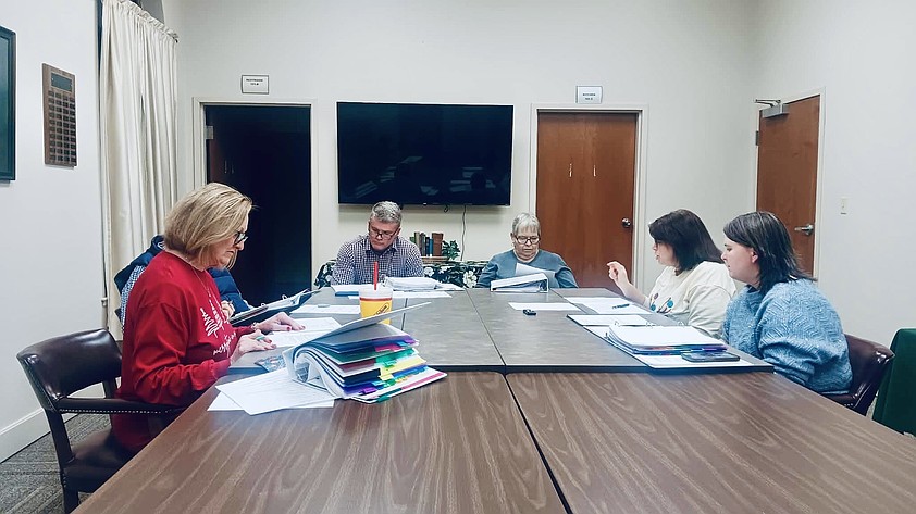 Library board meets to discuss Winter Wonderland fun | Magnolia Banner News