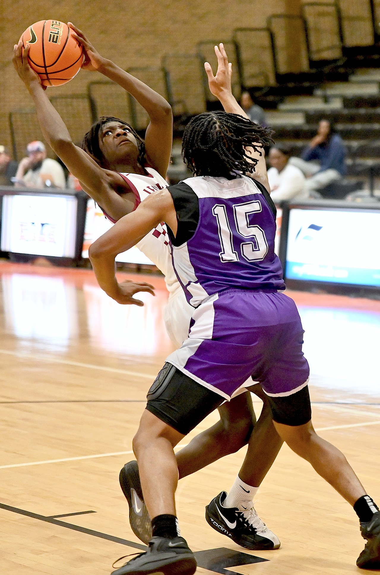 Prep Basketball: Liberty-Eylau gains confidence in Battle 4 the Border ...