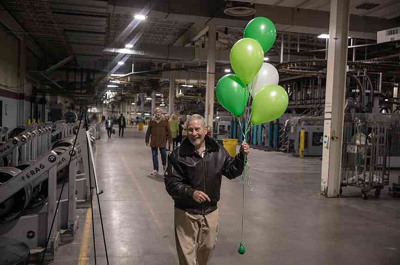 Minnesota Star Tribune closes Minneapolis printing plant | Jefferson ...