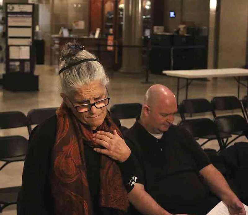 Decreeing the glory of God in the Rotunda | Jefferson City News Tribune
