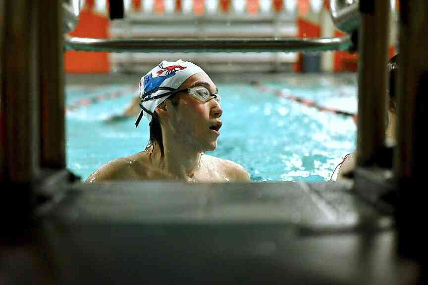 Tigersharks swim toward district with hopes of boys team title, strong ...