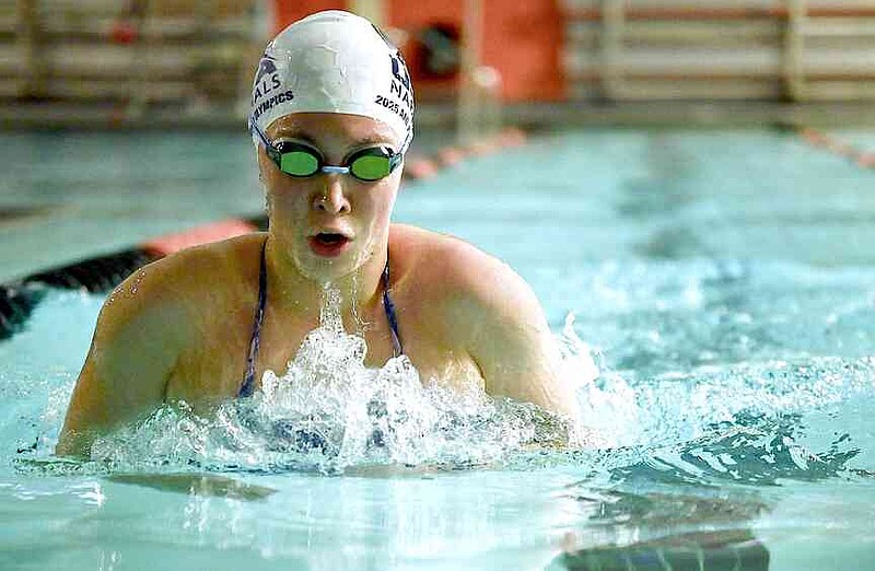 Tigersharks swim toward district with hopes of boys team title, strong ...