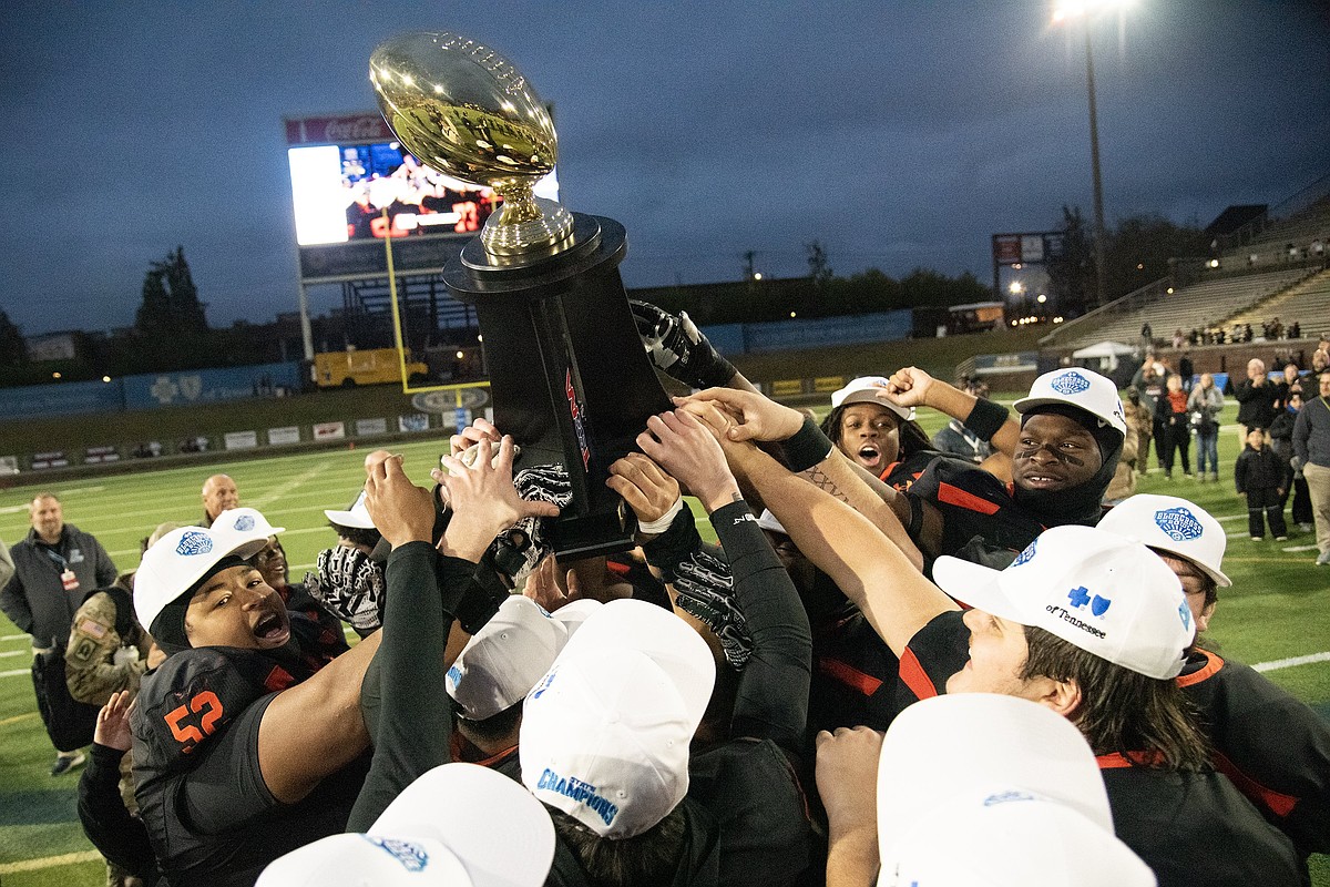 South Pittsburg has nine all-state football selections for Class 1A ...