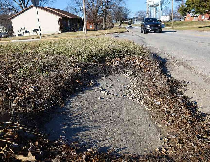 Cole County public works sets roadmap for 2026 road projects ...