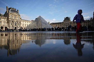 Louvre’s ticket price goes up 45 percent for non-European visitors ...