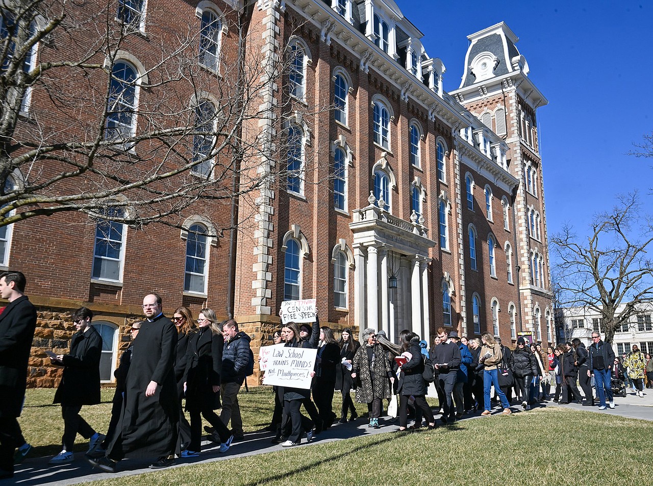 University of Arkansas, Fayetteville students walk out in protest of ...