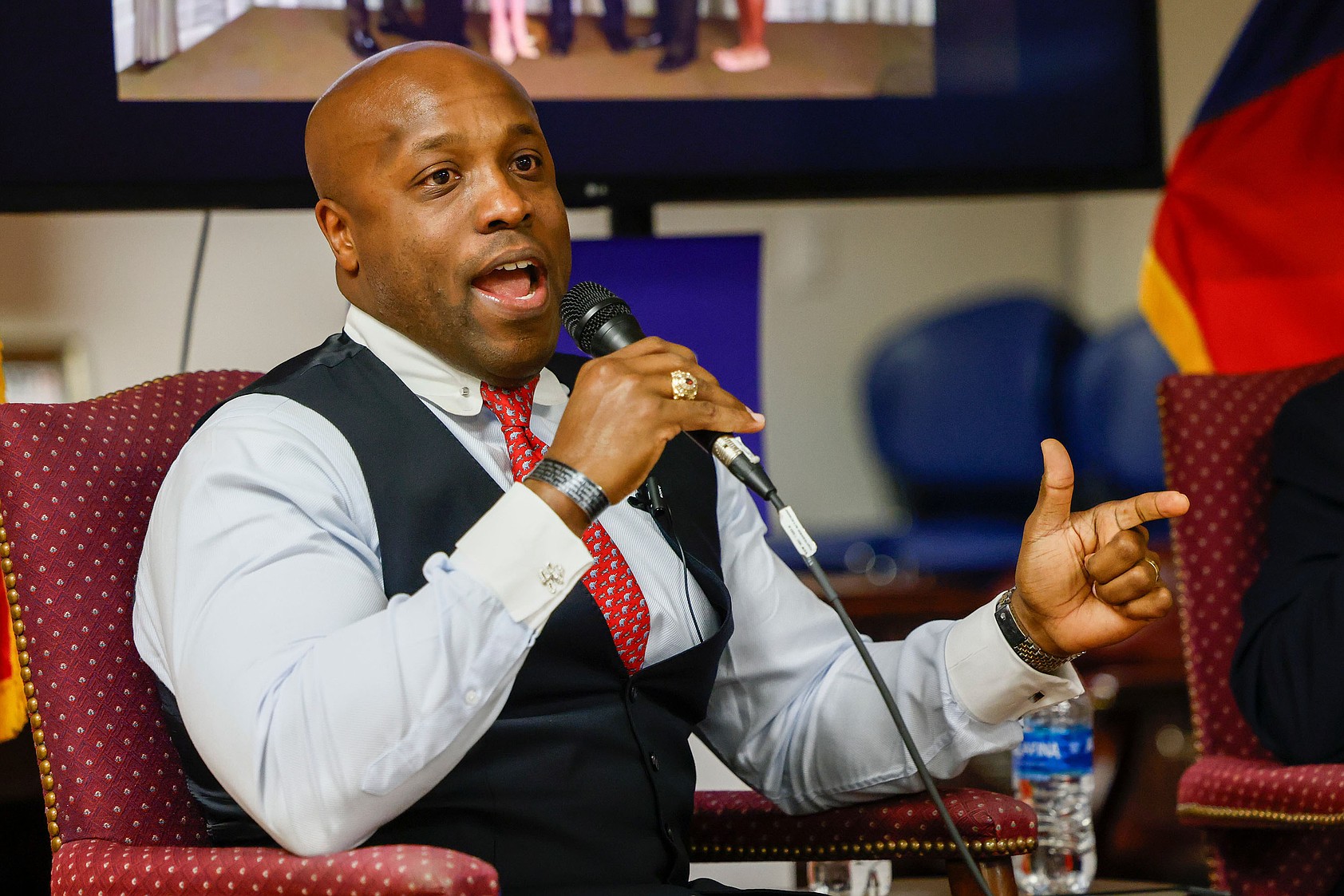 Millennial generation knocking early in Texas Senate race, trying to ...