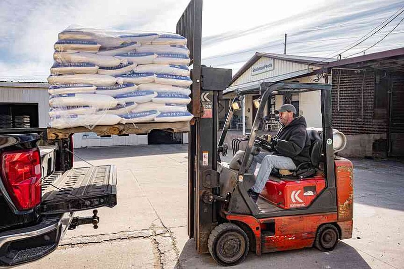 State, local agencies brace for winter storm | Jefferson City News Tribune
