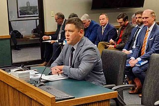 Legalize and tax, or ban them outright? Missouri lawmakers debate video ...