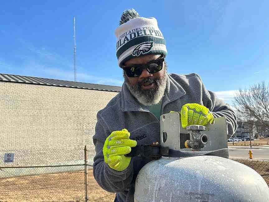 Tens of thousands face another arctic blast without power as East Coast ...