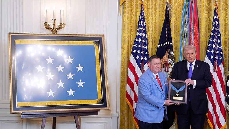 Trump awards the Medal of Honor to 3 U.S. soldiers in a White House ...