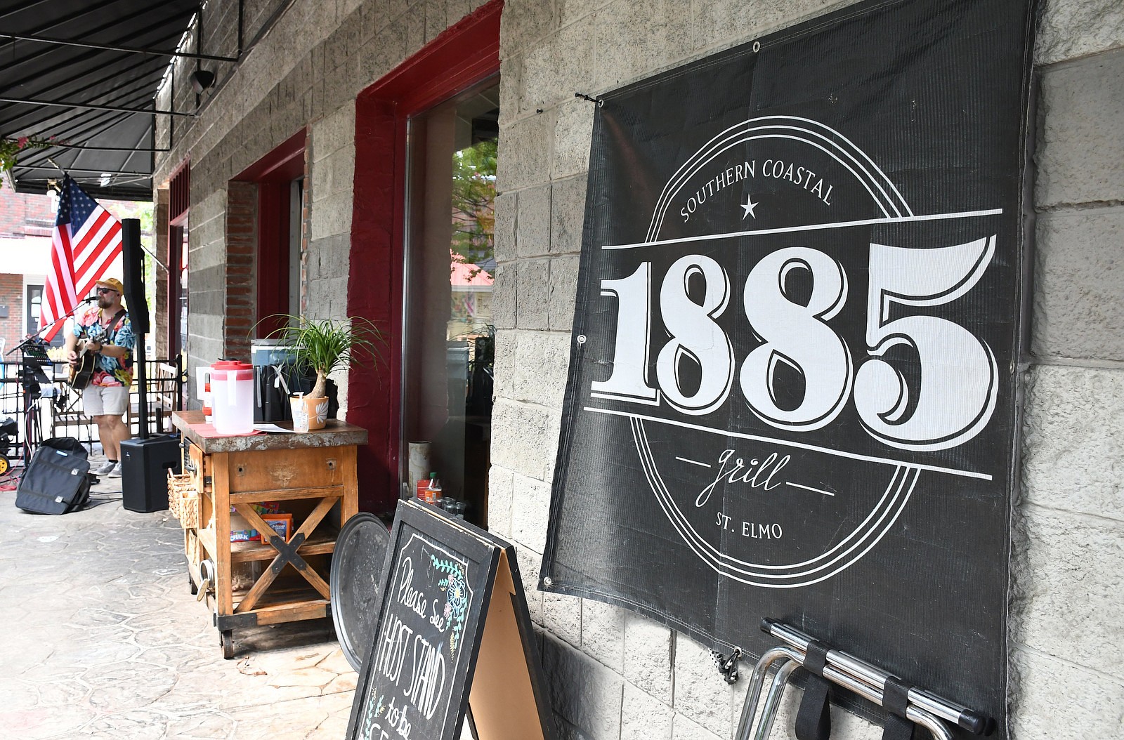 St. Elmo location of 1885 Grill closing after landlord issues ...