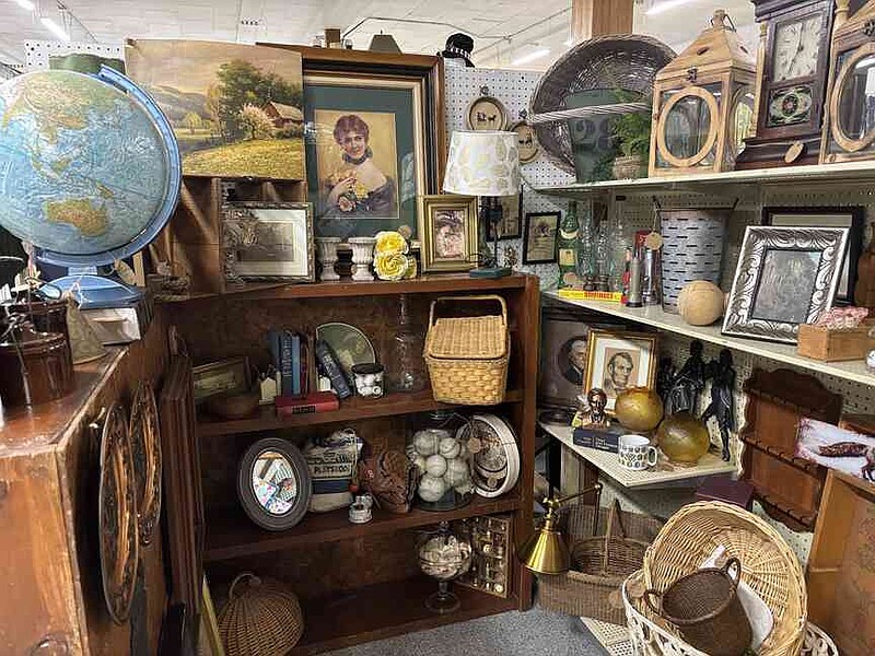 Beloved antique store returns as Oak Street Collectibles | California ...